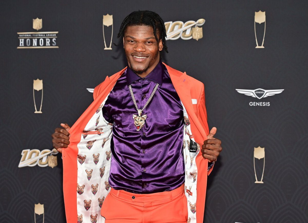 If Lamar Jackson looked like Josh Allen, he'd be signed already